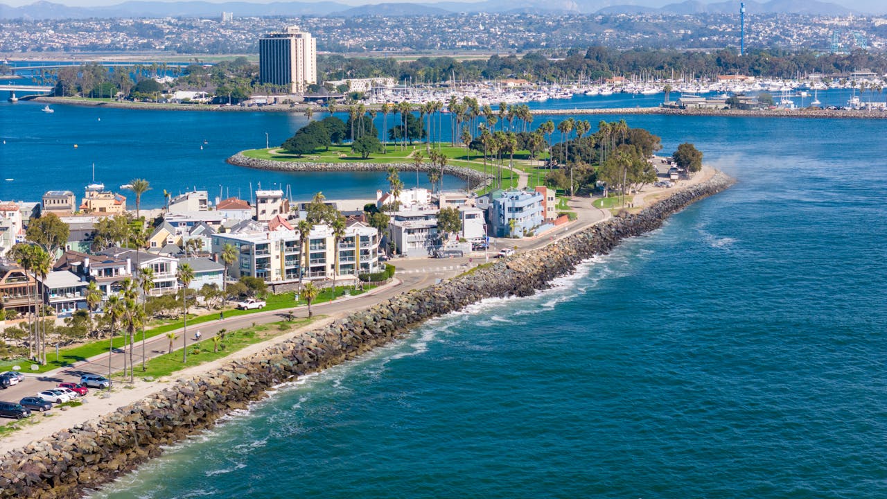 12 American Destinations Where Tourism Taxes Are Surging – Her Life ...