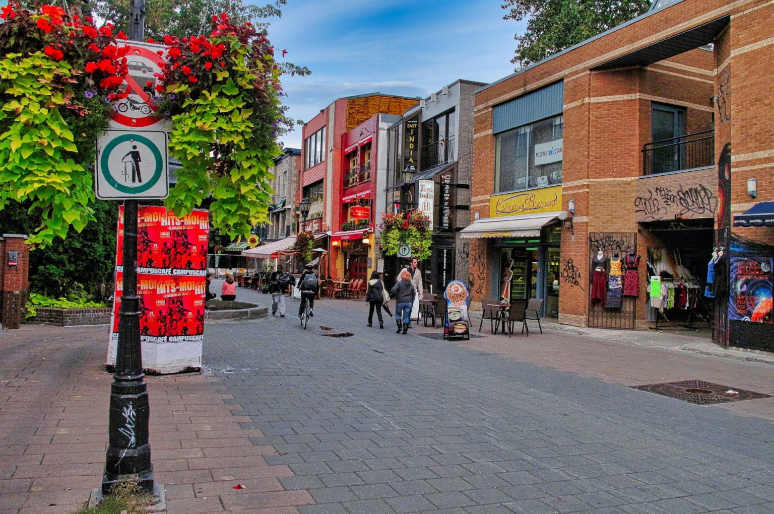 12 Cities Where Fall Travel Feels Balanced – Her Life Adventures